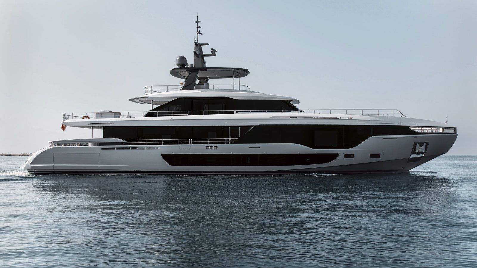 Azimut launches first Azimut Grande 36M superyacht